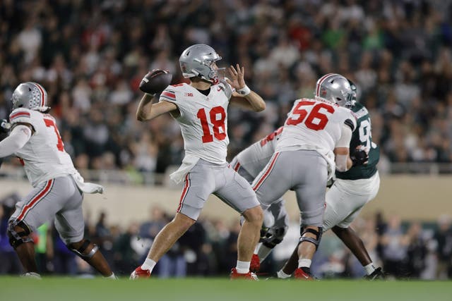 Jeremiah Smith scores 2 TDs to help No. 3 Ohio State rout Michigan State 38-7 | FOX Sports