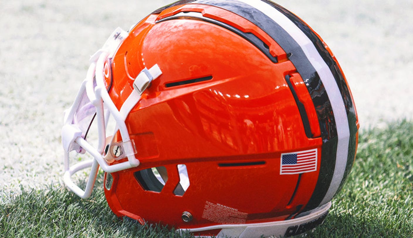 Cleveland Browns Relocate to New $2.4B Domed Stadium in Brook Park ...