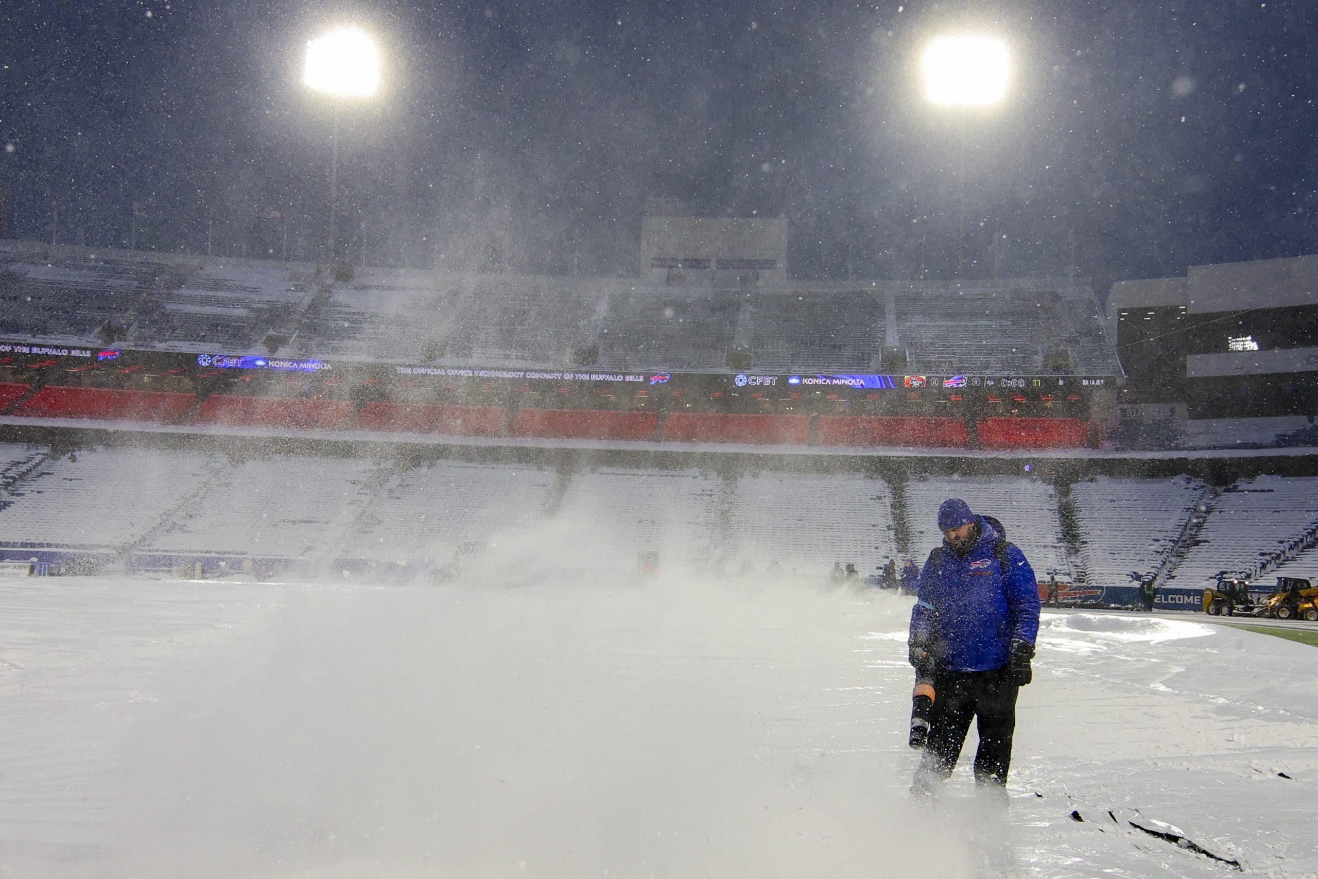 Bills vs. 49ers: Video and images from the snow game in Buffalo | FOX ...