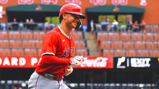 Journaling, cold tubs and time away: How Logan O’Hoppe rediscovered his ...