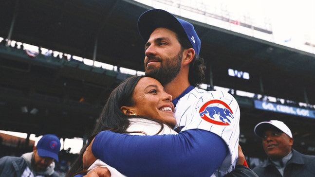 USWNT Footnotes: 'Triple Espresso' on hold as Mallory Swanson announces ...