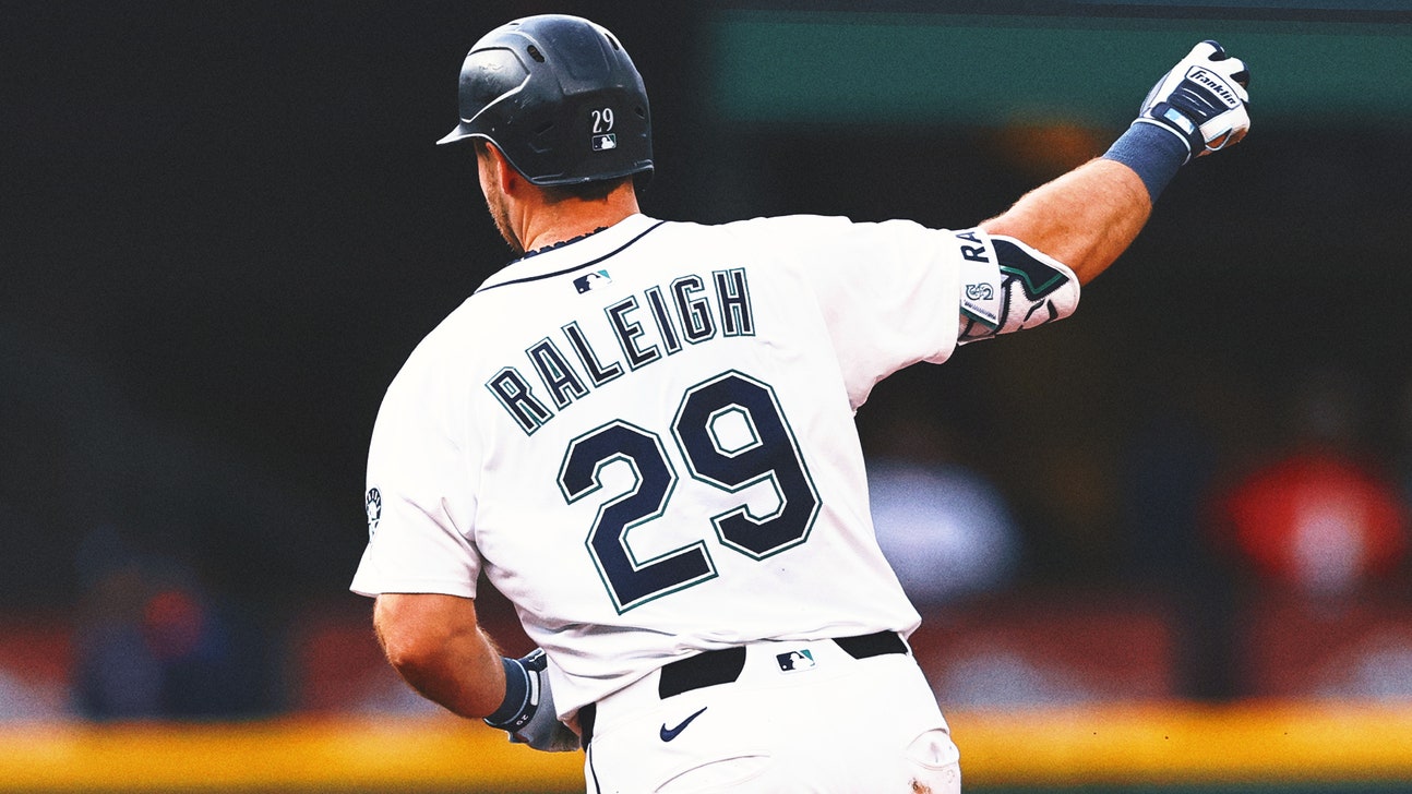 Cal Raleigh Ties, Breaks Bench’s Record For Catcher Homers Before All ...