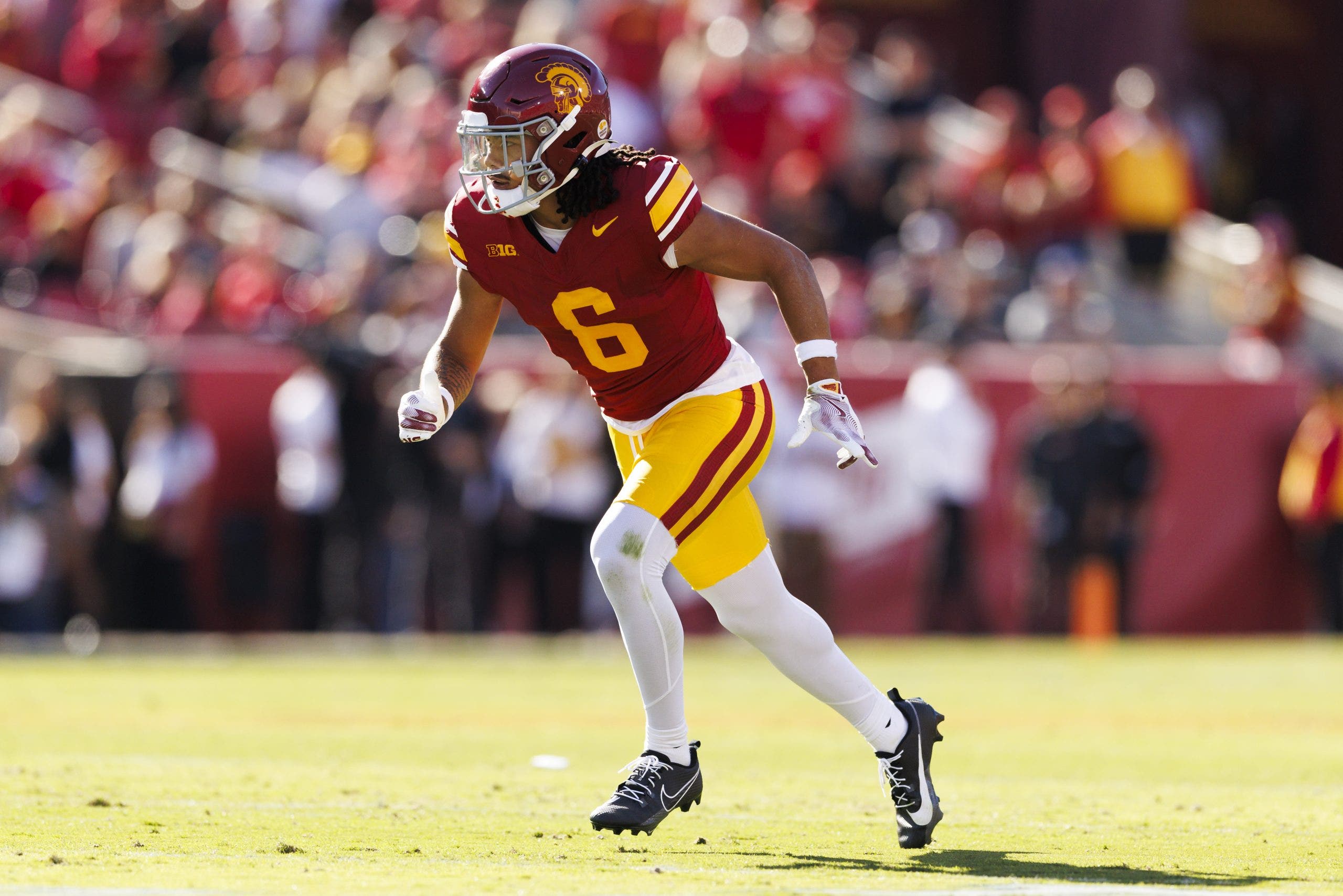 Who are the 10 Best Wide Receivers Going Into the 2025 College Football ...