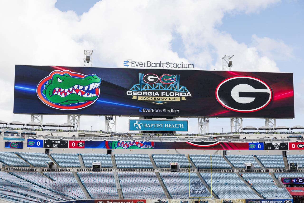 What are the 10 Biggest College Football Rivalries of All Time? | FOX ...