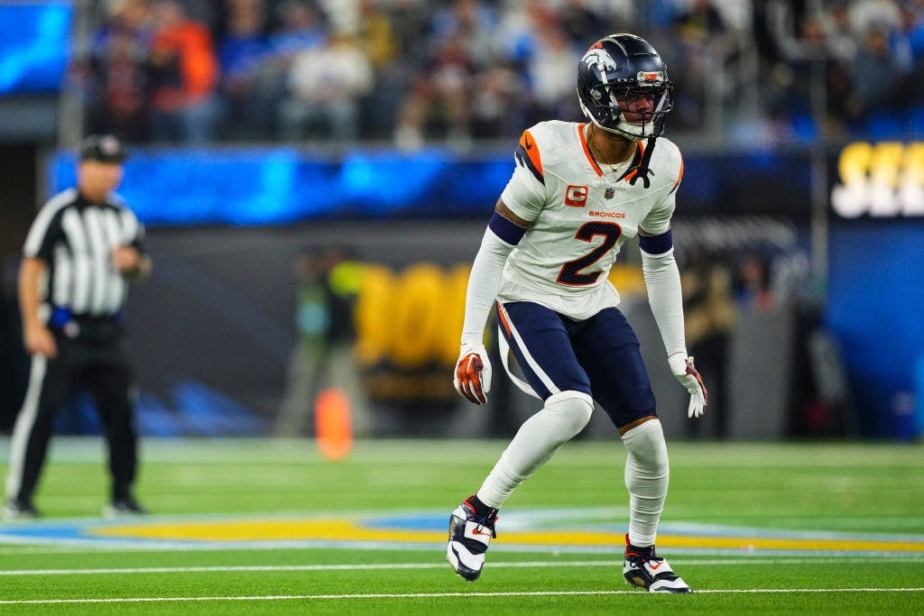 2025 Best NFL Overall Players: Lamar Jackson, Josh Allen Lead Top 10 ...