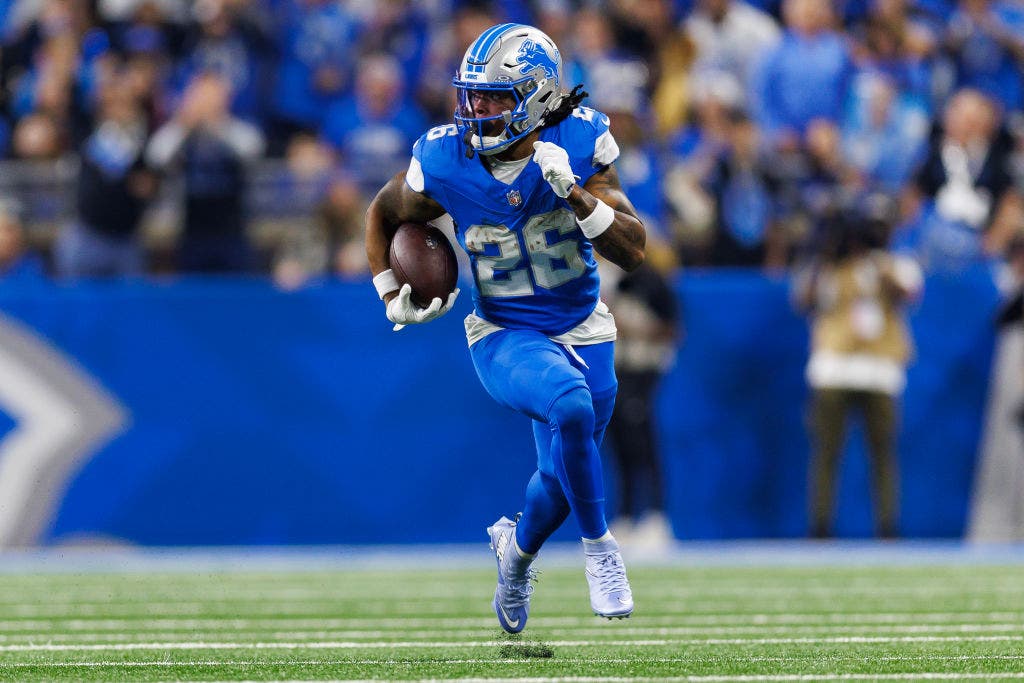 2025 Best NFL Running Backs: Saquon Barkley, Derrick Henry Lead Top 10 ...