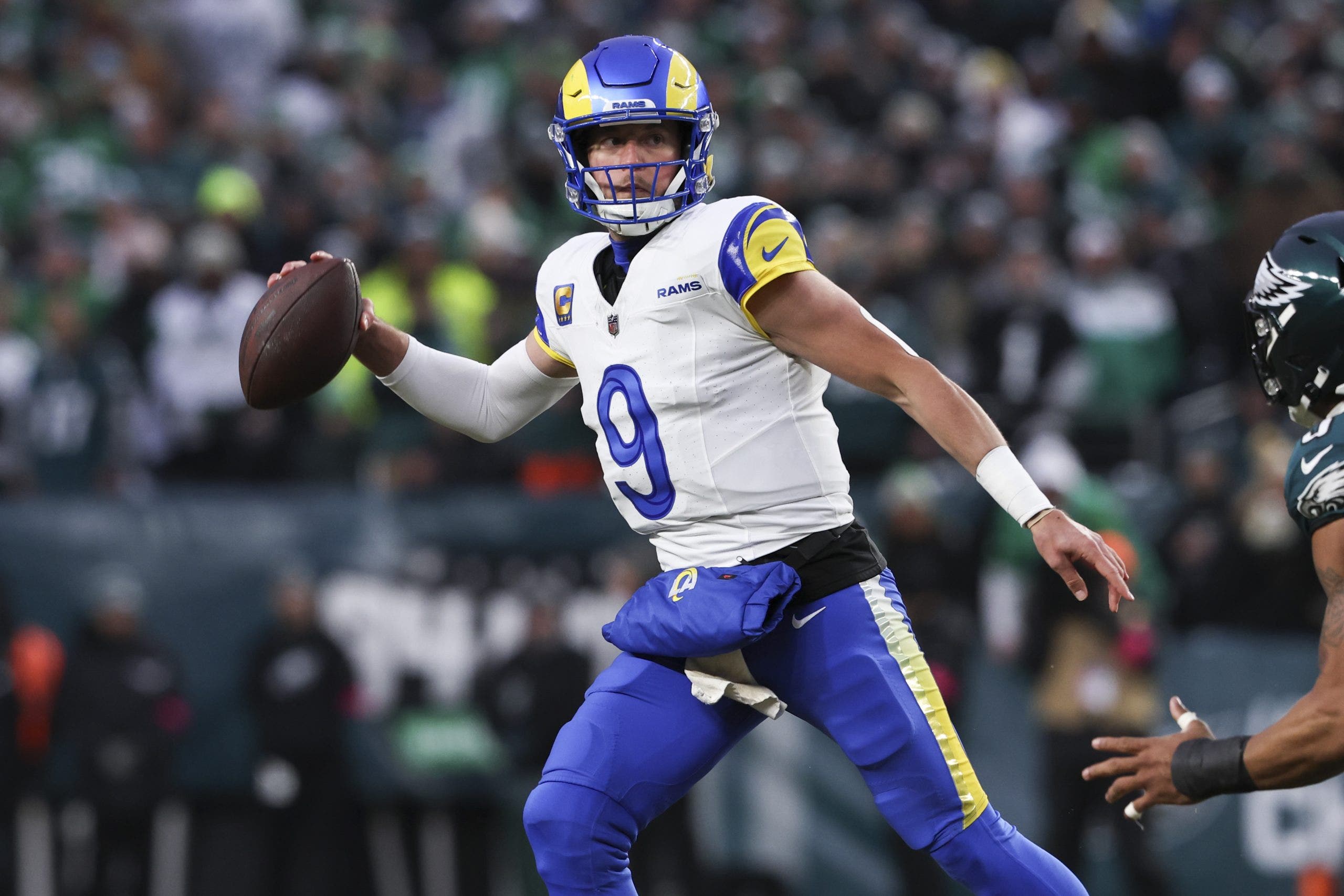 2025 Best NFL Quarterbacks: Patrick Mahomes, Lamar Jackson Lead Top 10 ...