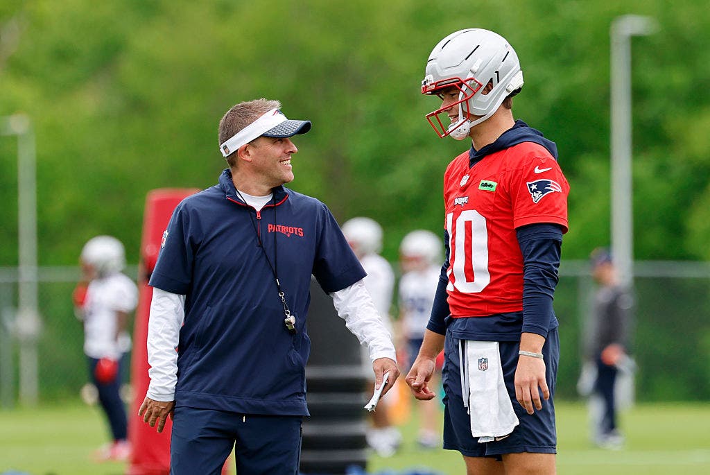 Mike Vrabel Takes Training Wheels Off Patriots QB Drake Maye: ‘It’s a Challenge For Me’ | FOX Sports