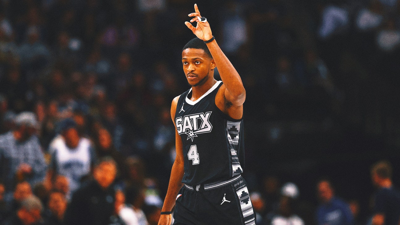 San Antonio Spurs, De'Aaron Fox Agree to 4-Year, $228 Million Extension | FOX Sports