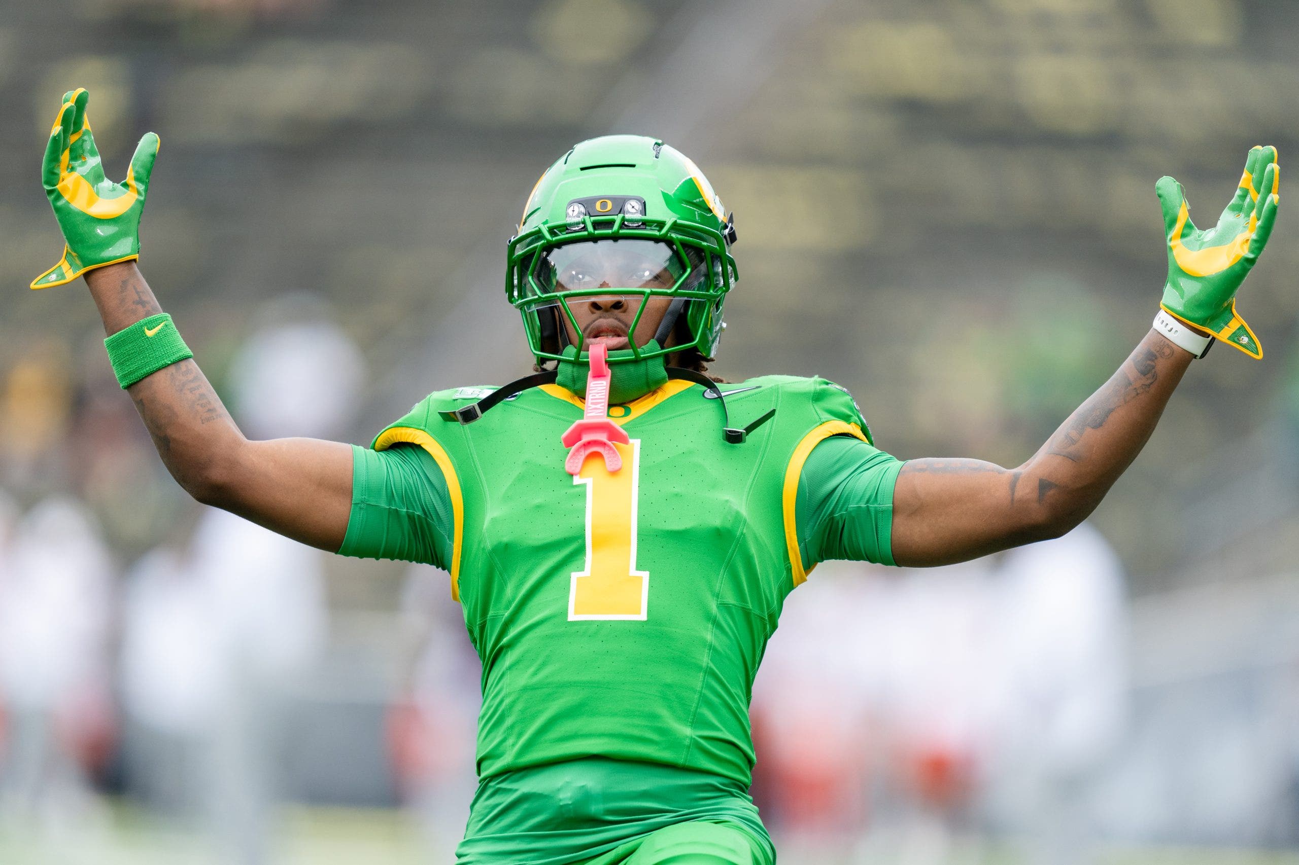 Double Trouble: Dante and Dakorien Moore are Oregon's Next Superstar ...