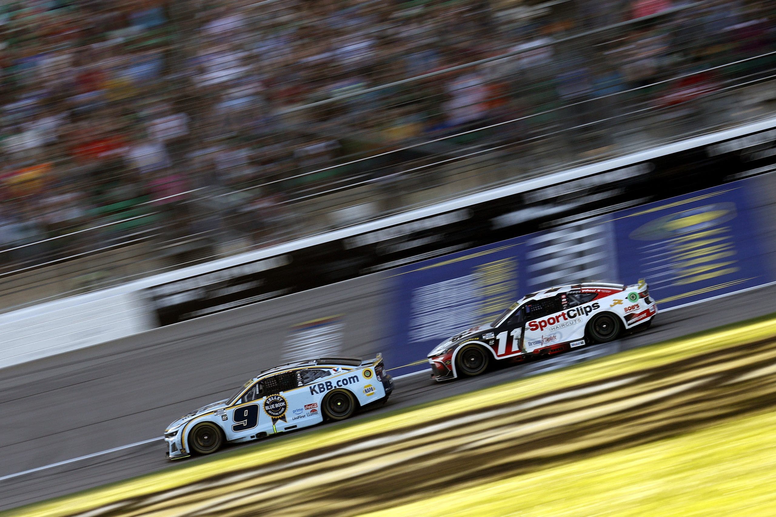 More Drama for Denny: Hamlin’s Late Move Costs Bubba Wallace Kansas Win ...