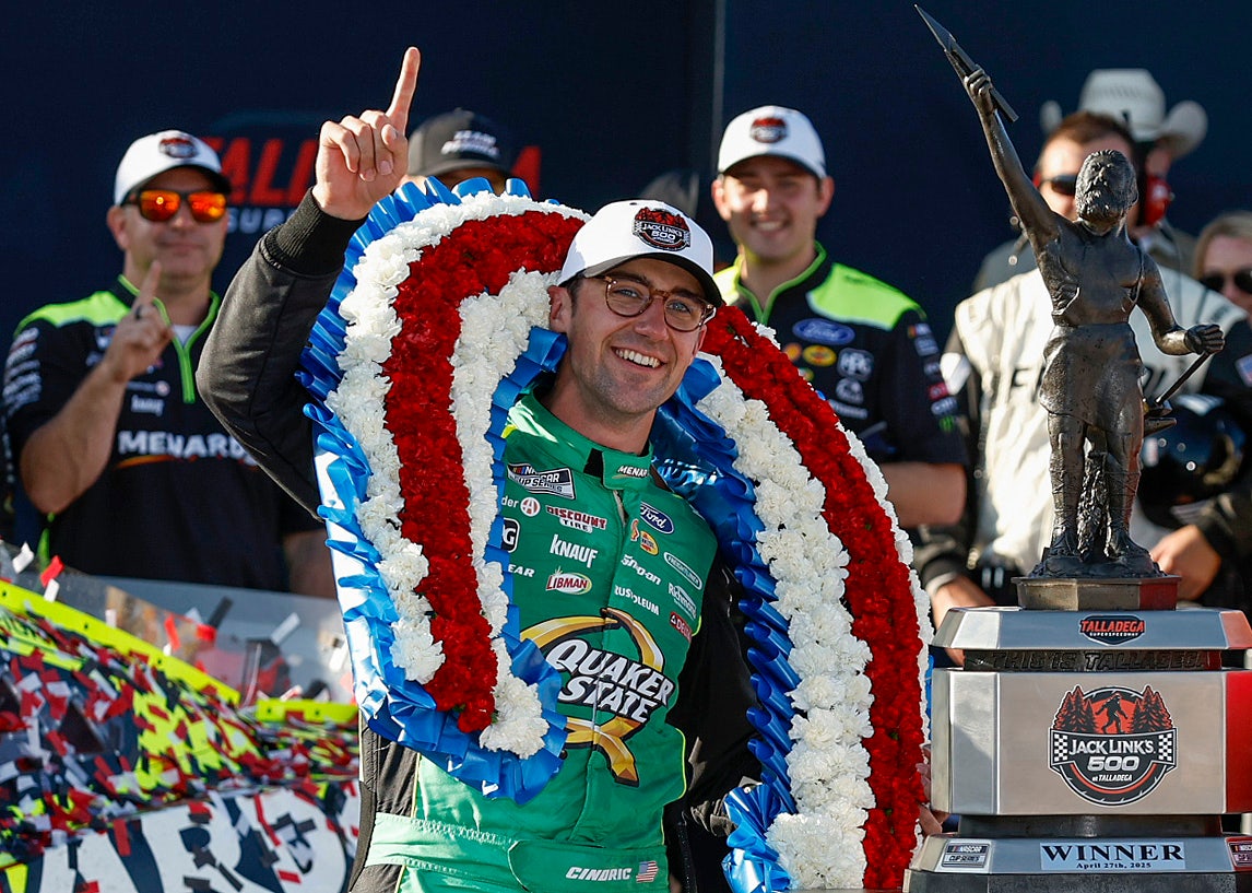 Entertainment, Chaos Looming as Round of 8 Heads to Talladega | FOX Sports