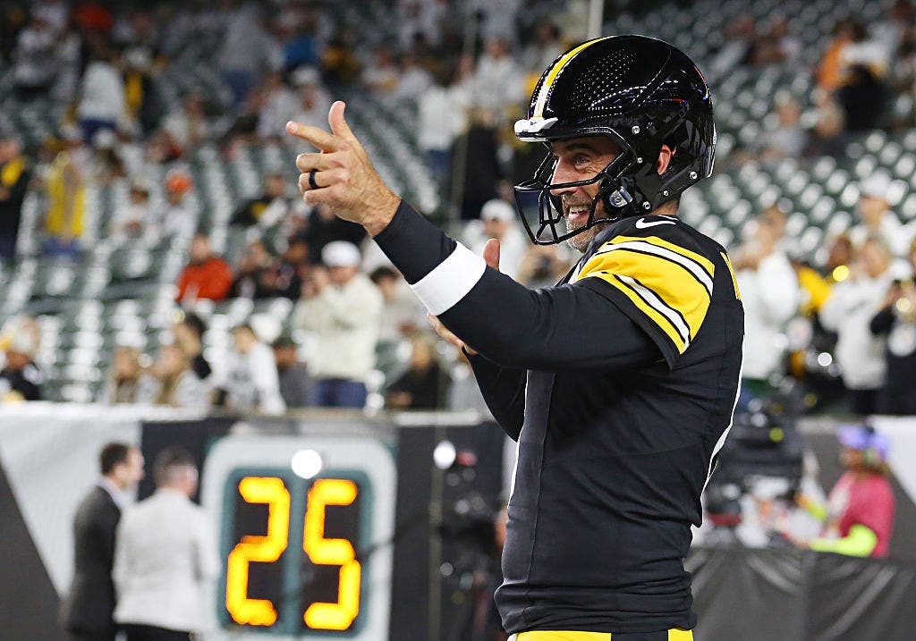 Packers Rave About Aaron Rodgers Ahead of Reunion: 'He Can Still Do ...