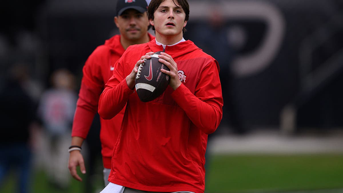 2025 Heisman Watch: Fernando Mendoza, Julian Sayin Headline Leaderboard ...