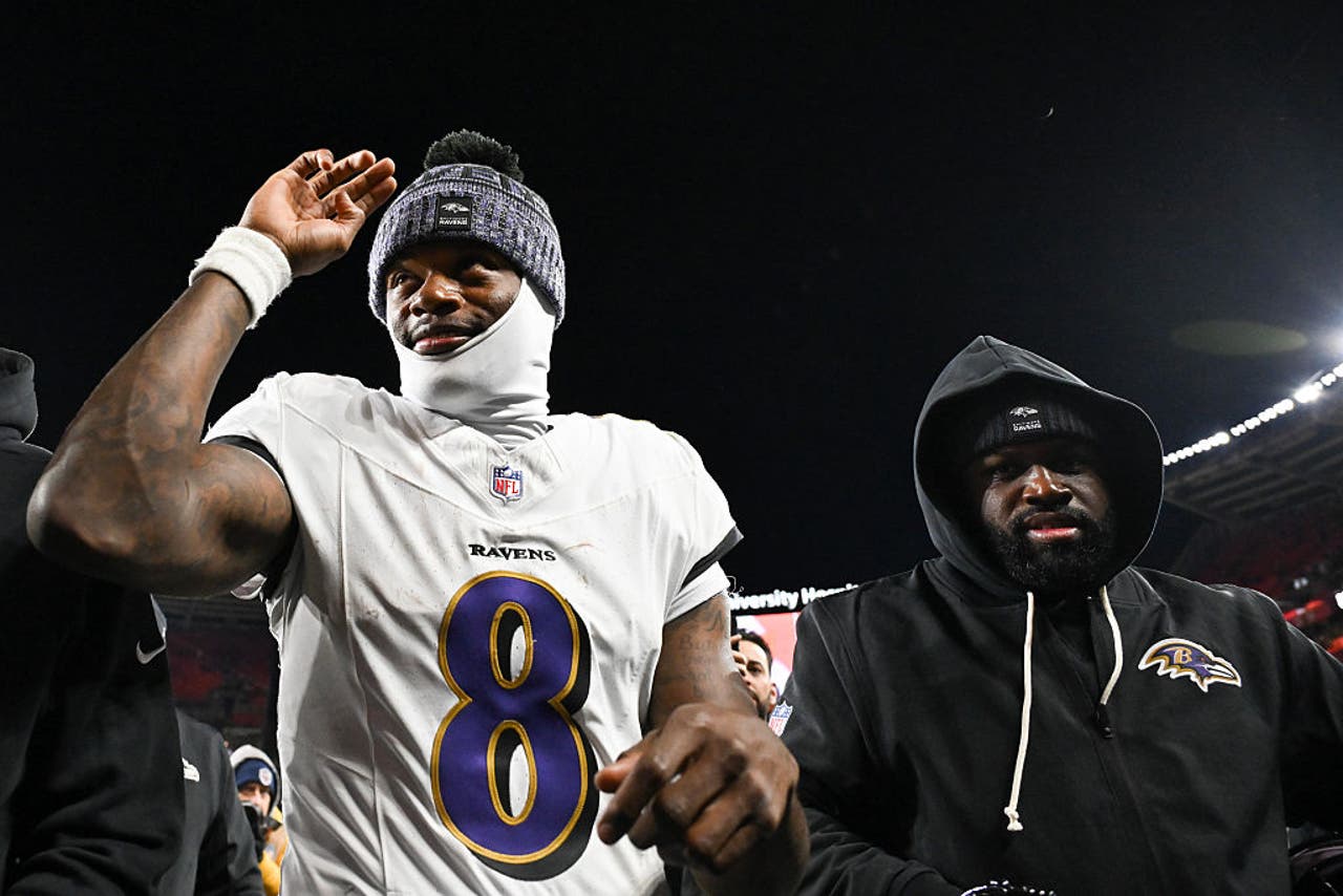 Herd Hierarchy Week 12: Rams Climb to the Top, Chiefs Continue to Fall ...