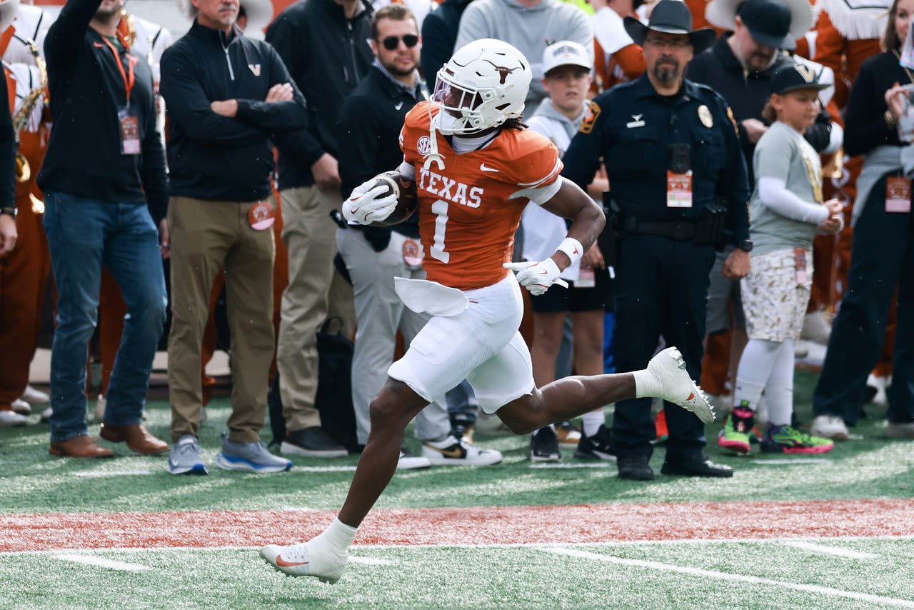 25 Best College Football Moments of 2025, From Indiana Fireworks to Big ...