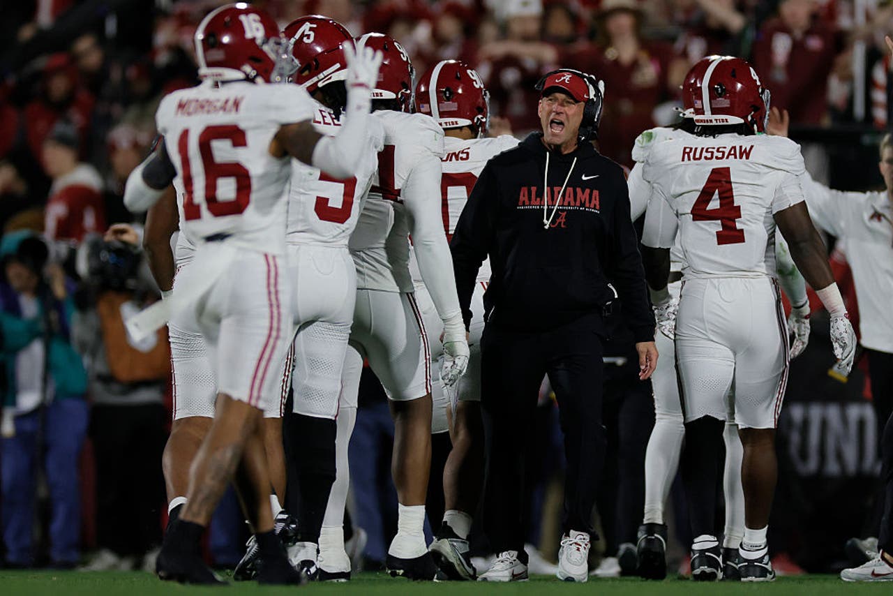 The Big Picture: Kalen DeBoer Leading Alabama's Comeback Highlights ...