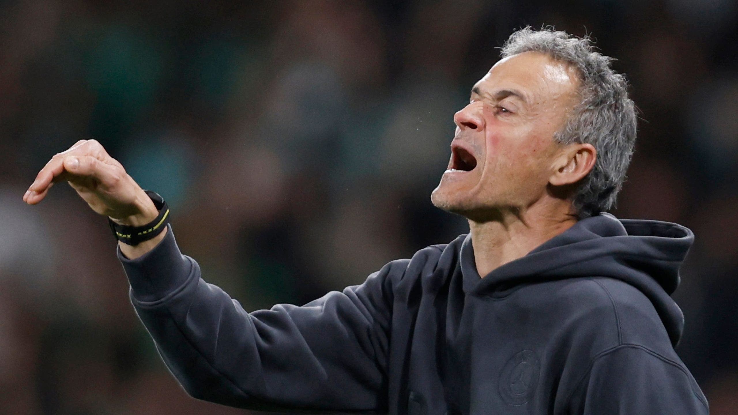 PSG Completes Shock Transfer For 18-Year-Old Barcelona Gem Dro ...