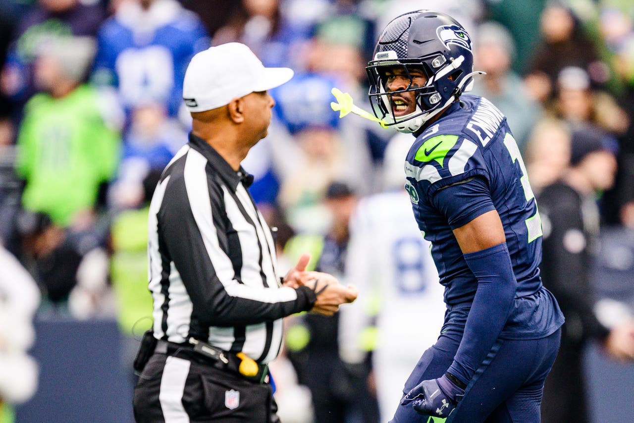 Big Picture: Versatile Nick Emmanwori Is Everywhere for Dominant ...