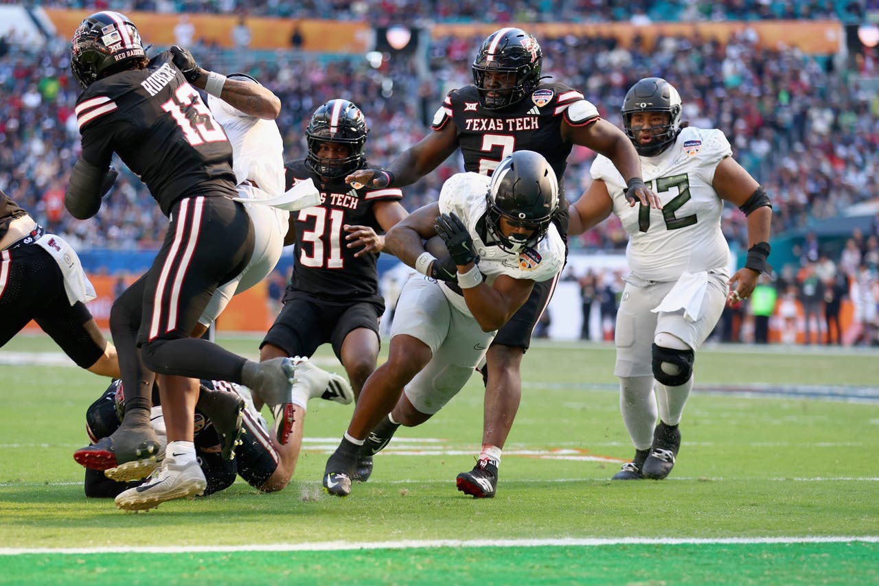 4 Takeaways From Oregon's Shutout Win vs. Texas Tech in the CFP ...